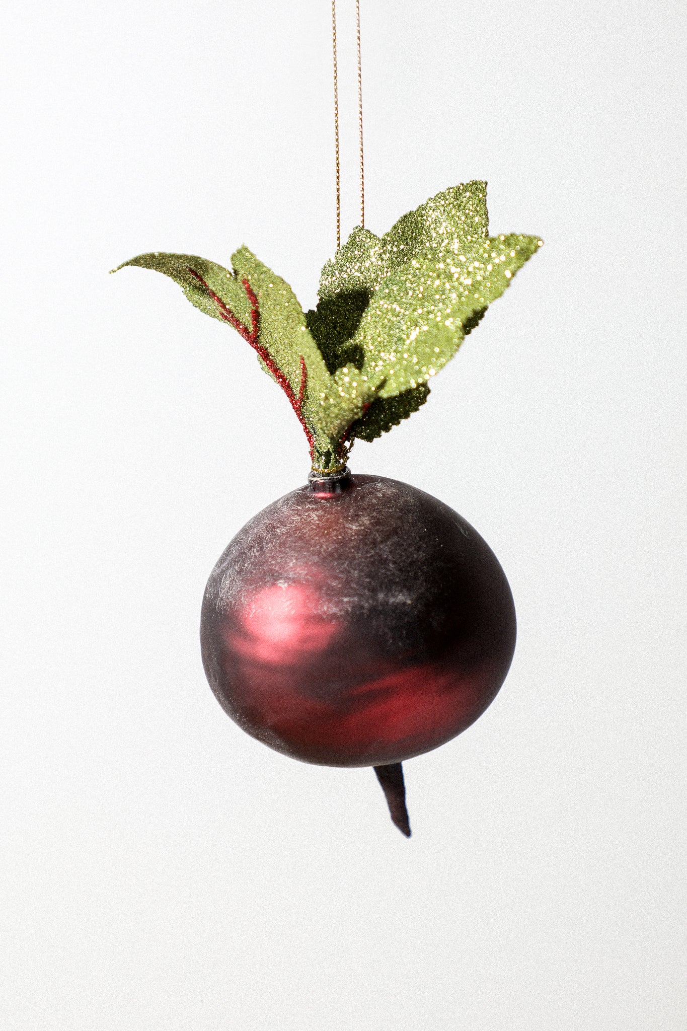 Beet Ornament – Earthen