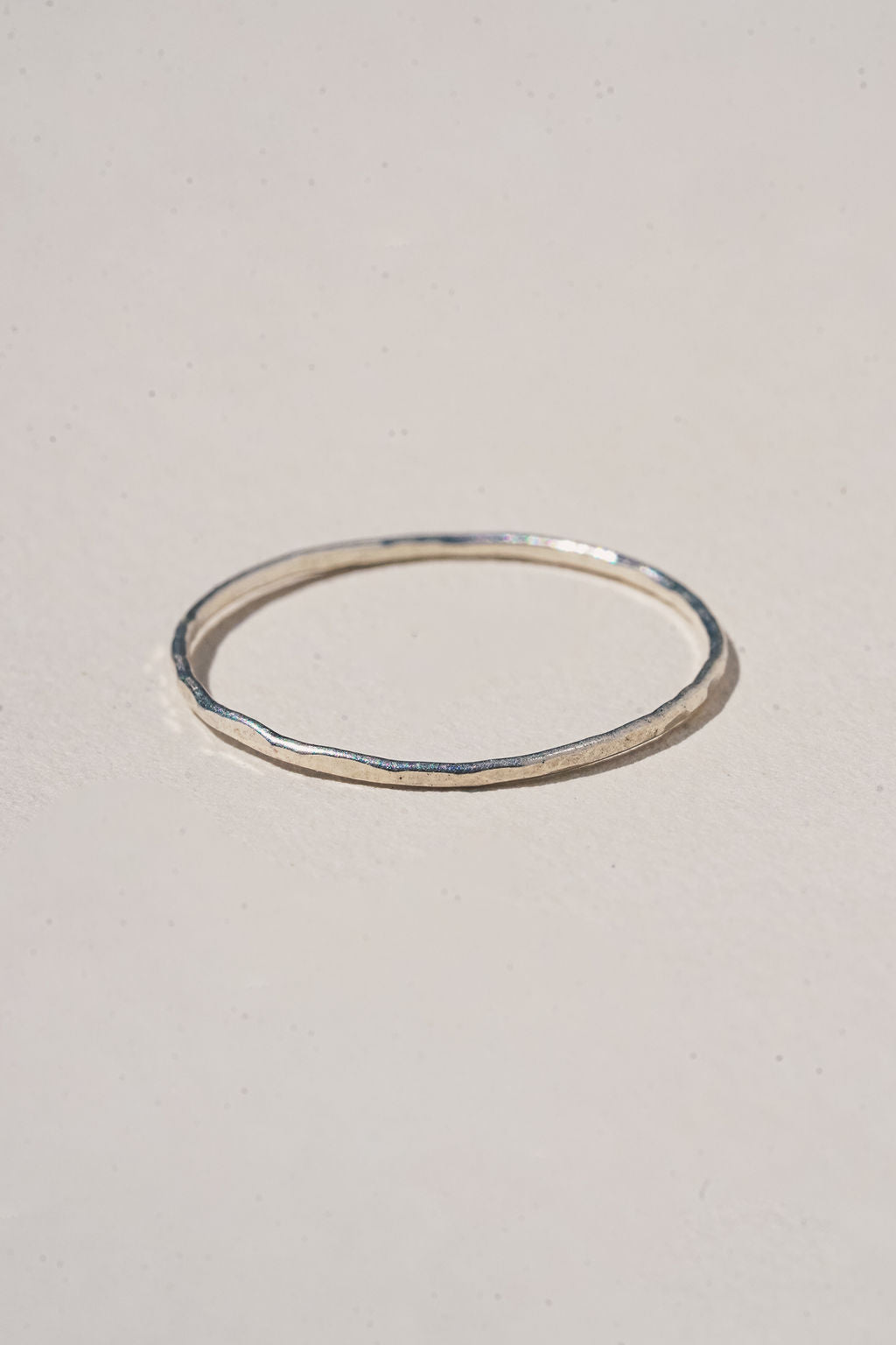 Hammered Stacking Ring - Silver – Earthen