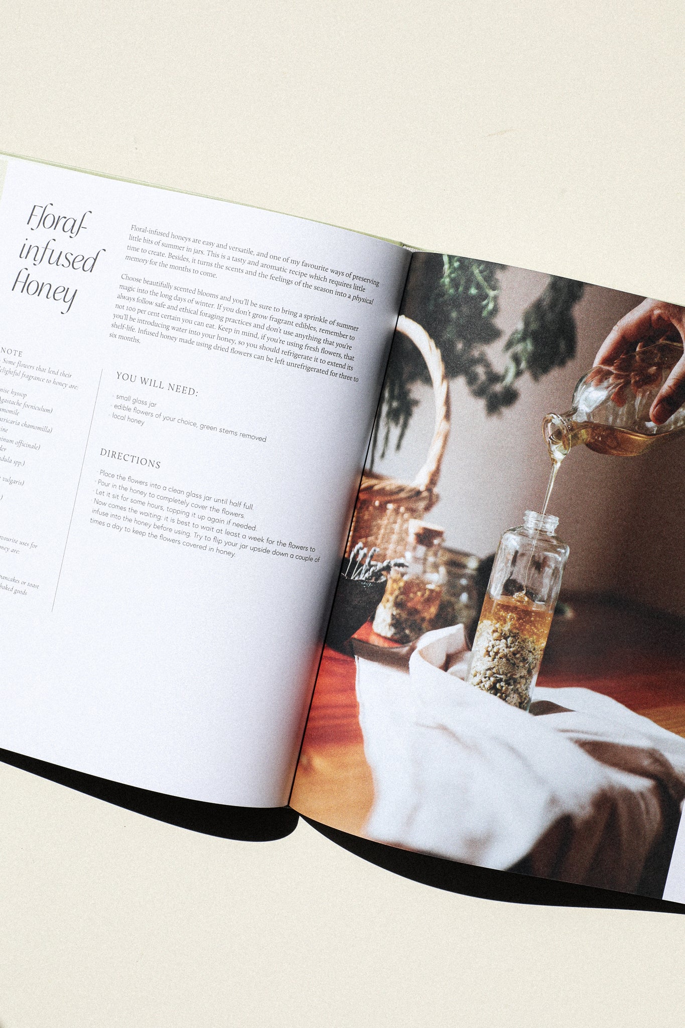 The Wild Craft: Mindful, nature-inspired projects for you and your hom ...