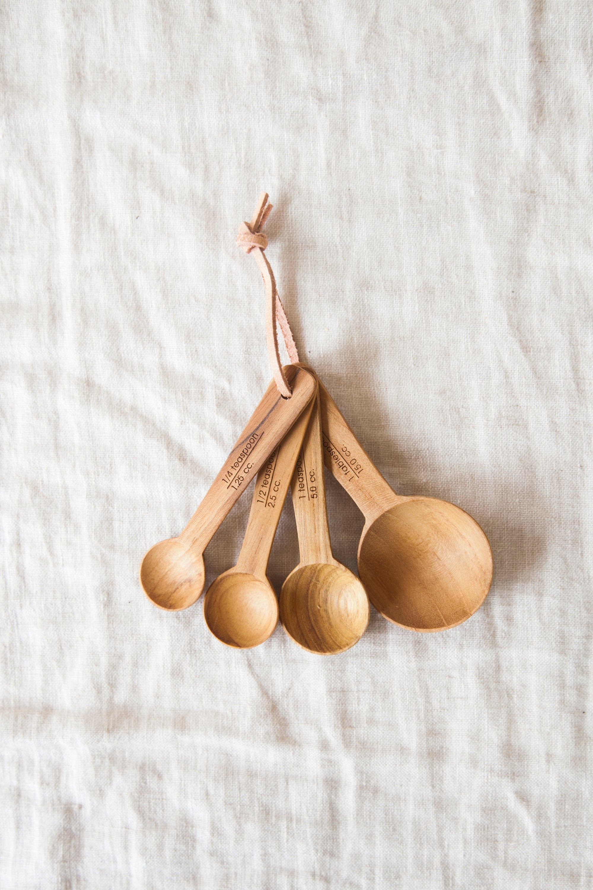 Teak Measuring Spoons – Earthen