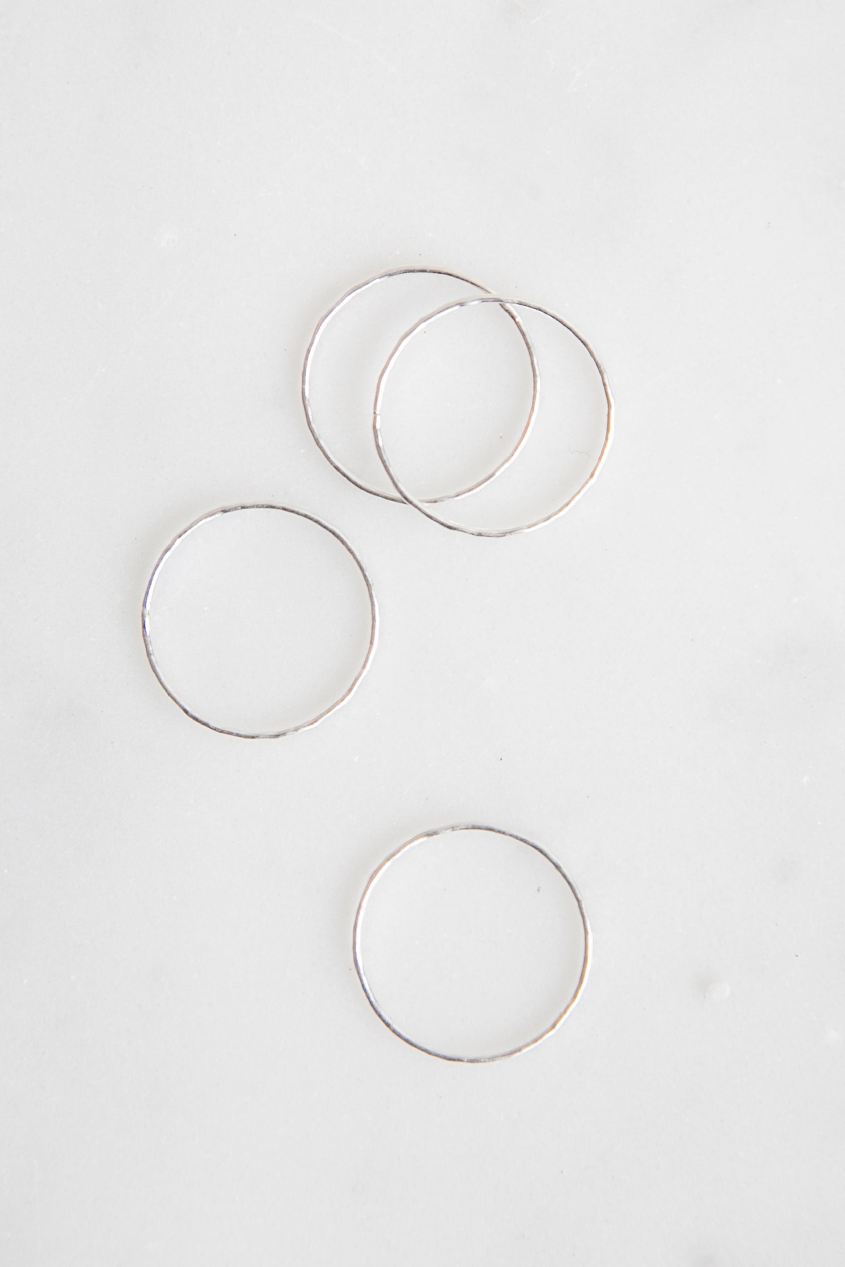 Hammered Stacking Ring - Silver – Earthen