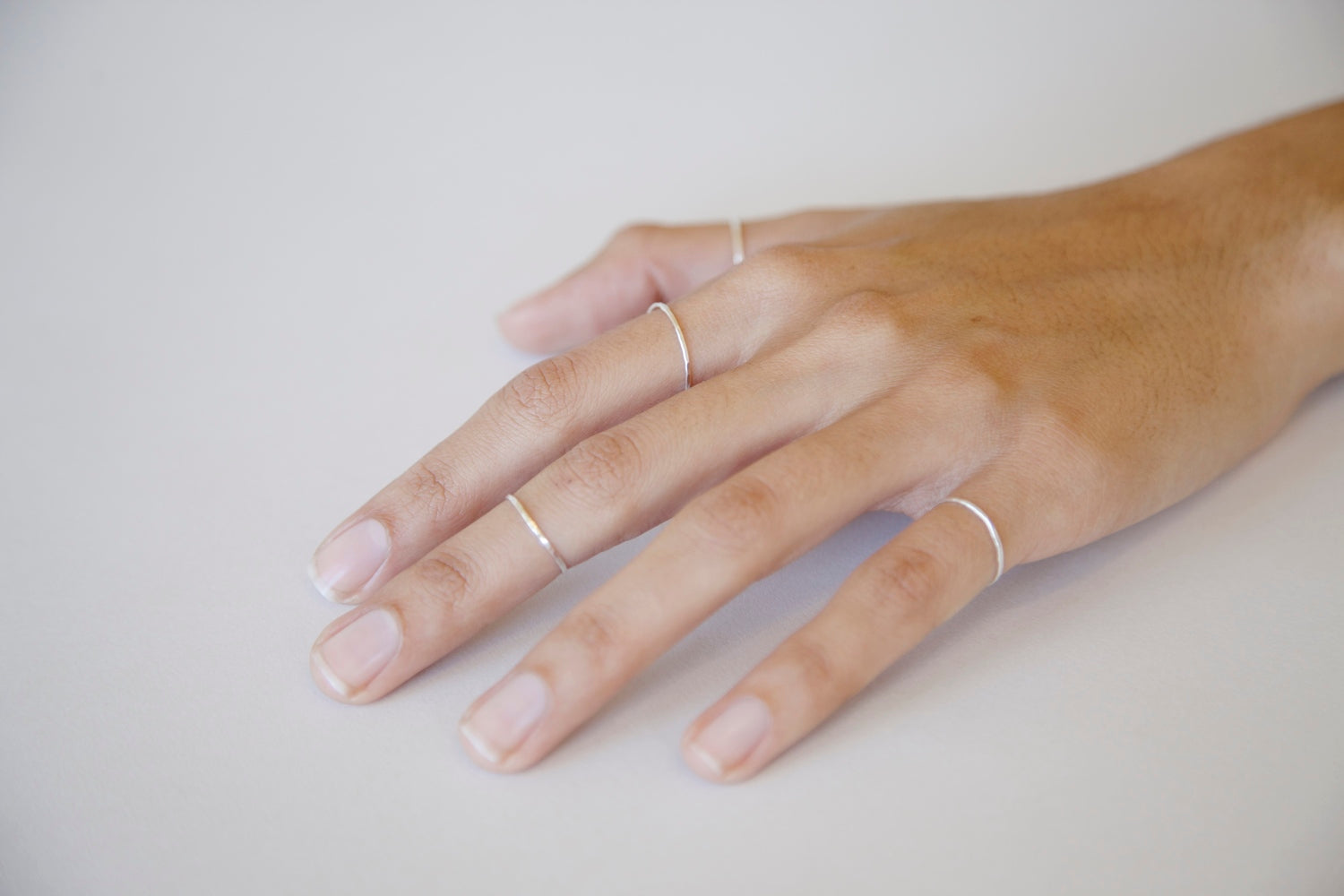 Hammered Stacking Ring - Silver – Earthen