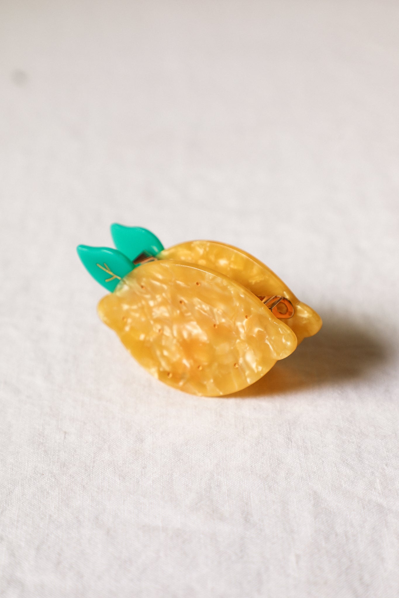 Lemon Claw Clip – Earthen